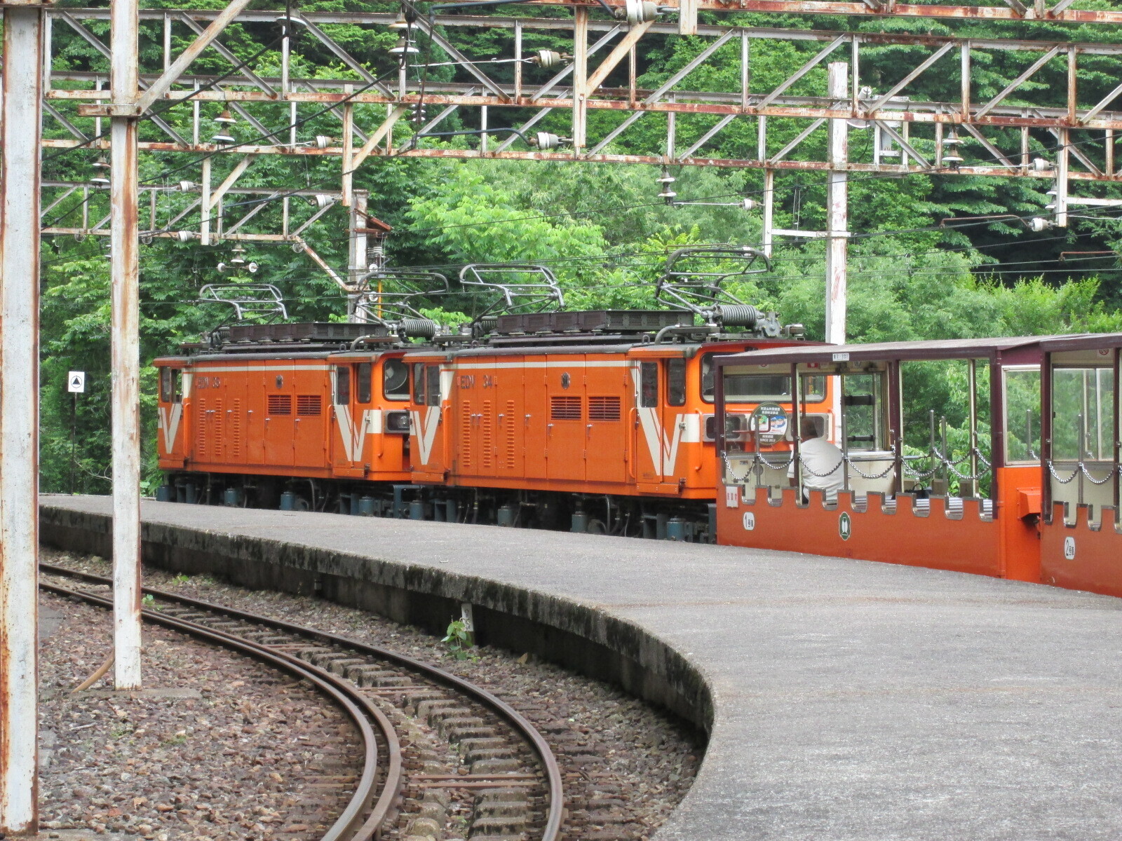 黒部峡谷トロッコ列車: Zauberfloete通信